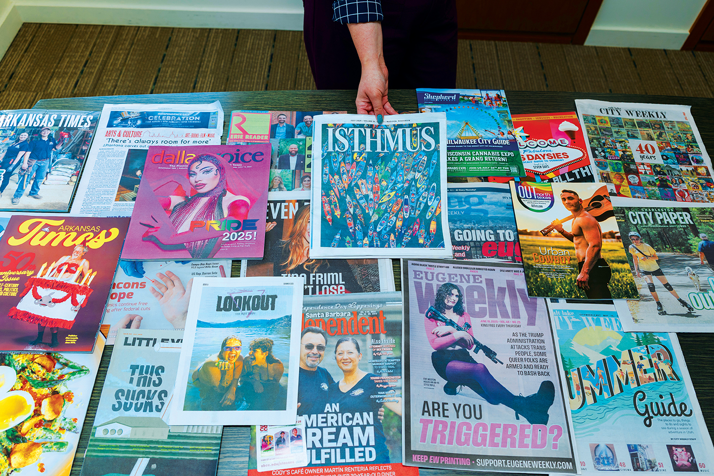 Can alternative papers revive journalism? - Illinois Times, the capital ...
